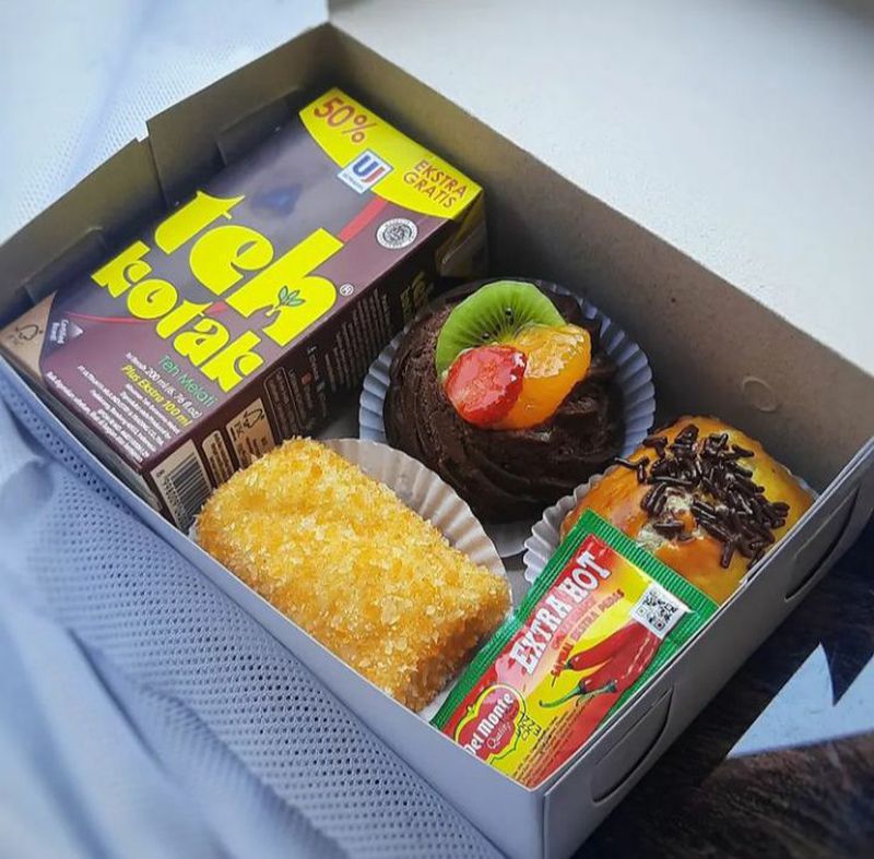 SCNACK BOX