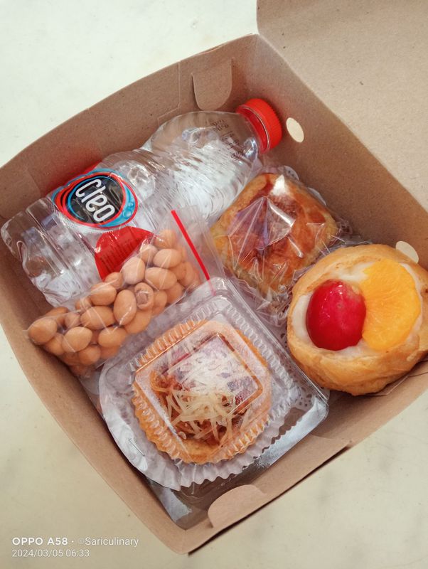 Snack Box isi 3kue, kletikan Plus Armin Rp 23.000