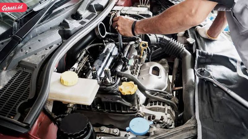 jasa bongkar mesin mobil