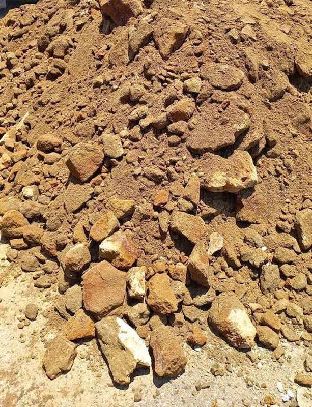 TANAH PADAS / TANAH URUG