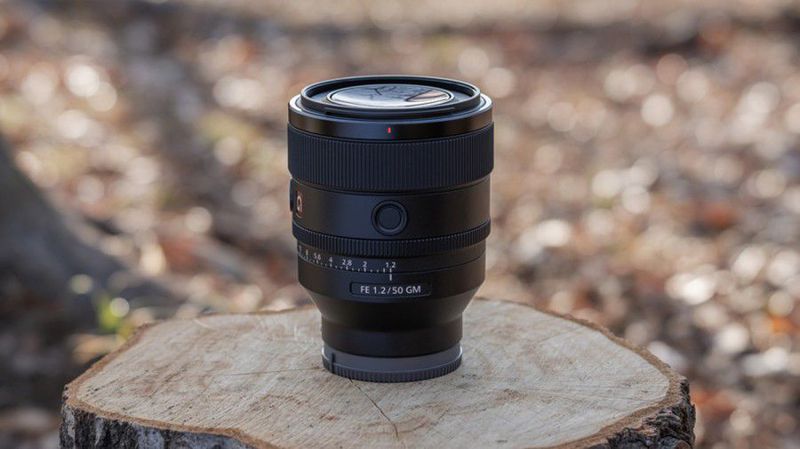 Lensa Kamera Sony FE 50mm f1.2 GM