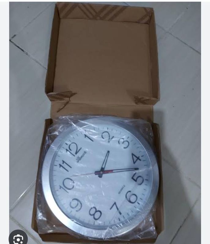 jam dinding