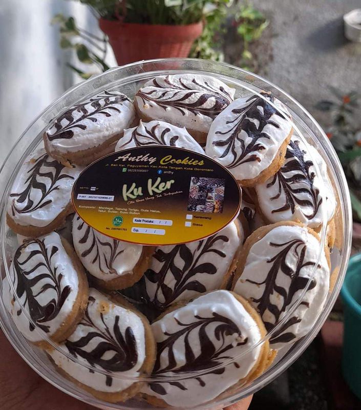 KUE KERING NESCAFE CLASIK - Kuning