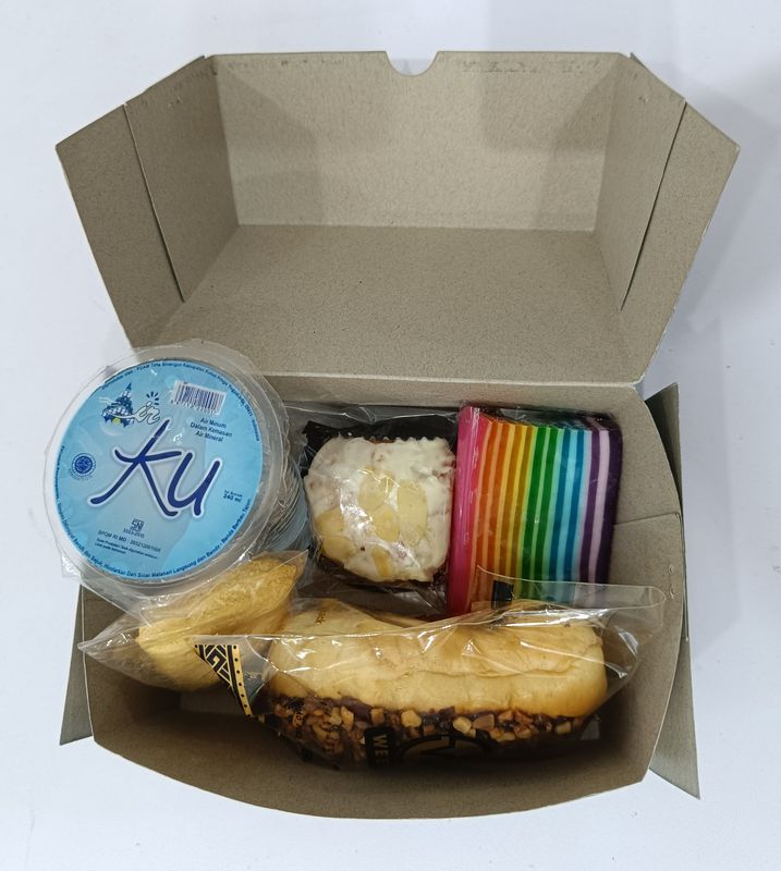 PAKET SNACK BOX TAKJIL 3