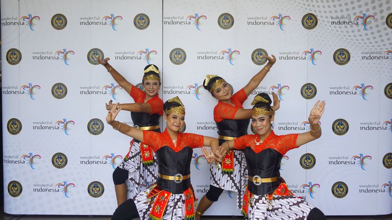 Tari tradisional Paket Medium