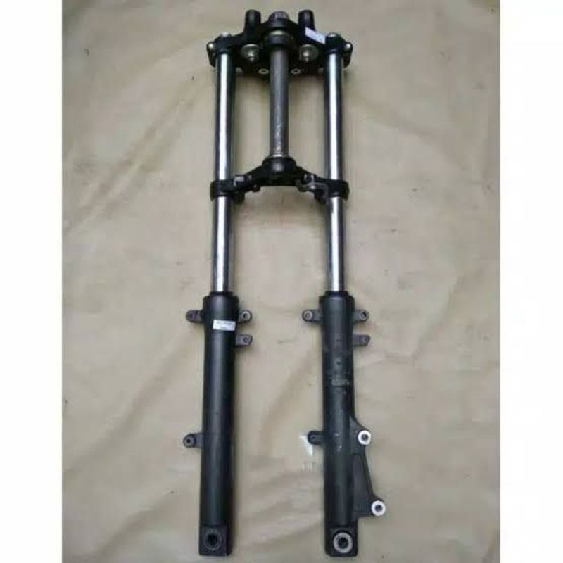 shock depan set + segitiga VERZA,MEGAPRO NEW