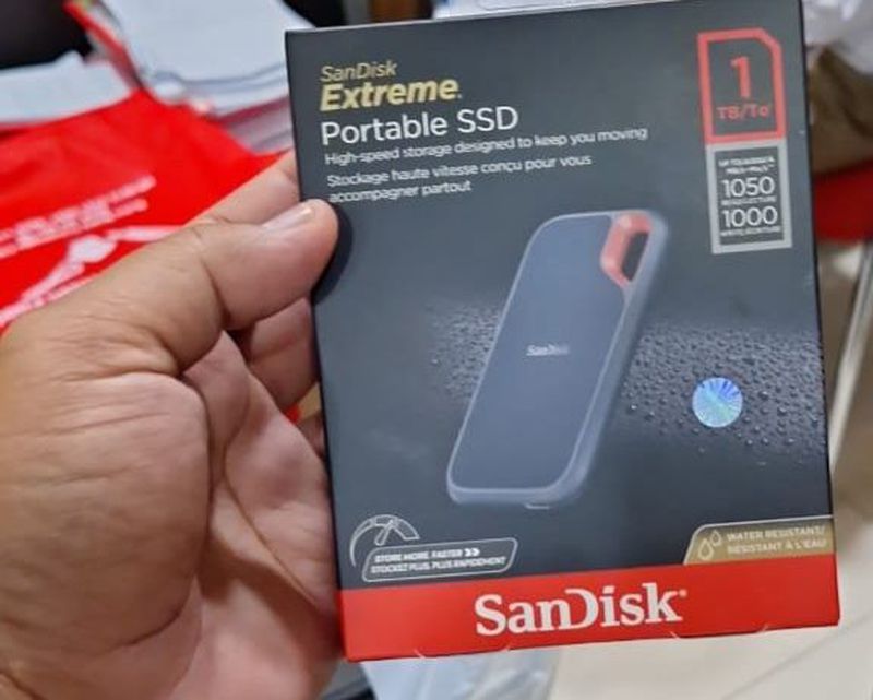 Hardisk External 1 TB Sandisk