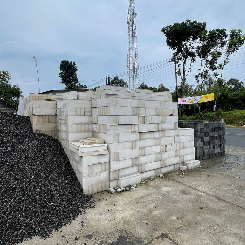 HEBEL / BATA RINGAN TEBAL 10 CM