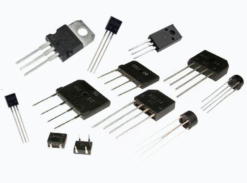 Transistor C828