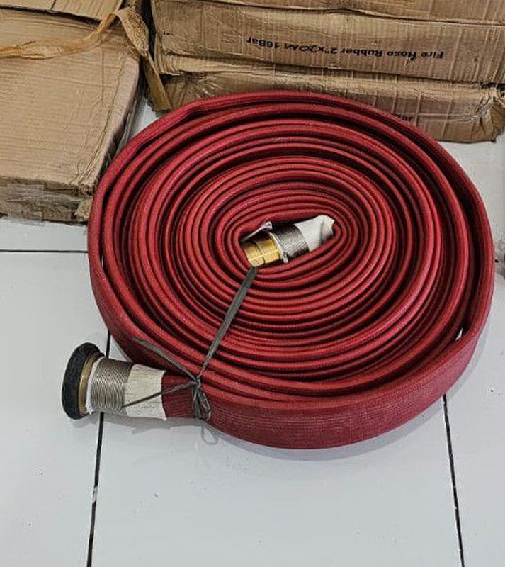 Fire Hose Rubber 2"x20M, 16 Bar cpl Machino