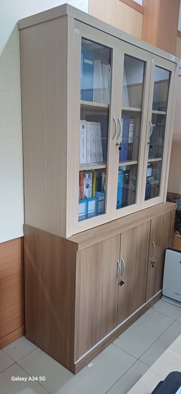 Lemari Kantor Custom