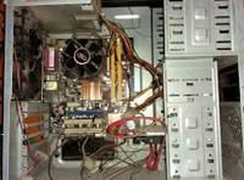 Perbaikan pc computer desktop harga 193200/unit