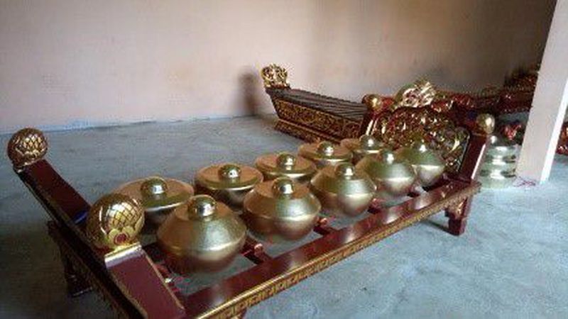 BONANG PENERUS BESI SLENDRO