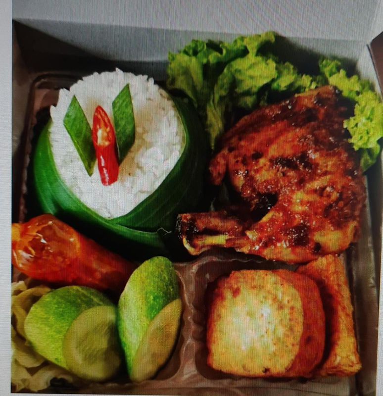 Nasi Box Paket 1