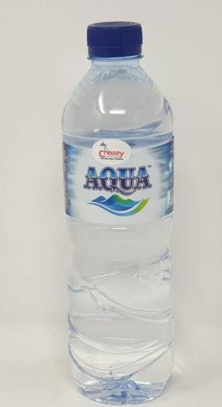 Aqua botol ukuran 600 ml