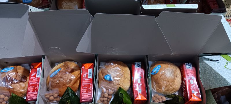 snack Premium komplit