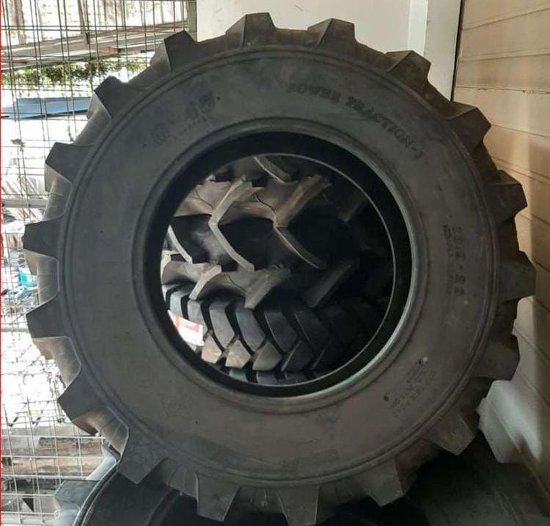 Ban Luar Dalam 16.9 - 28 (Backhoe Loader)