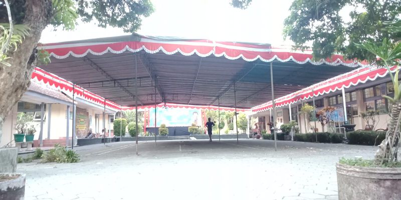 Tenda standar/ biasa