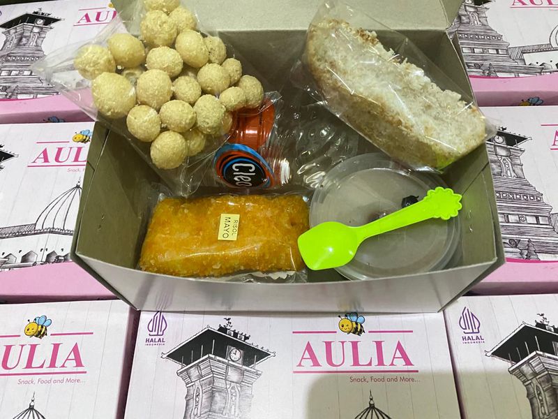 AULIA SNACK BOX 4