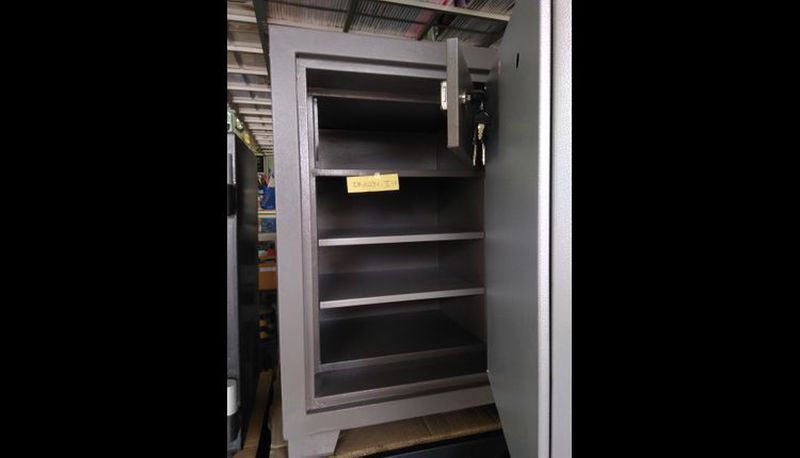 BRANKAS DRAGON LN II (T74XL52XD45CM, 200KG)