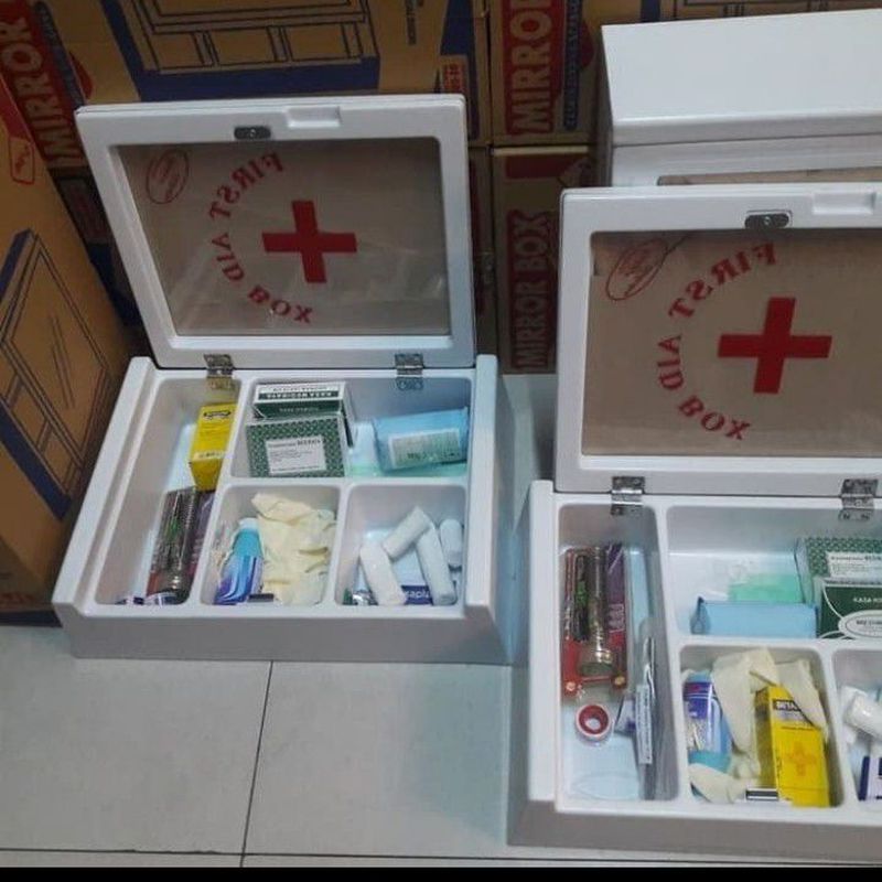 Kotak P3k Type + Lengkap dengan Obat Obatan