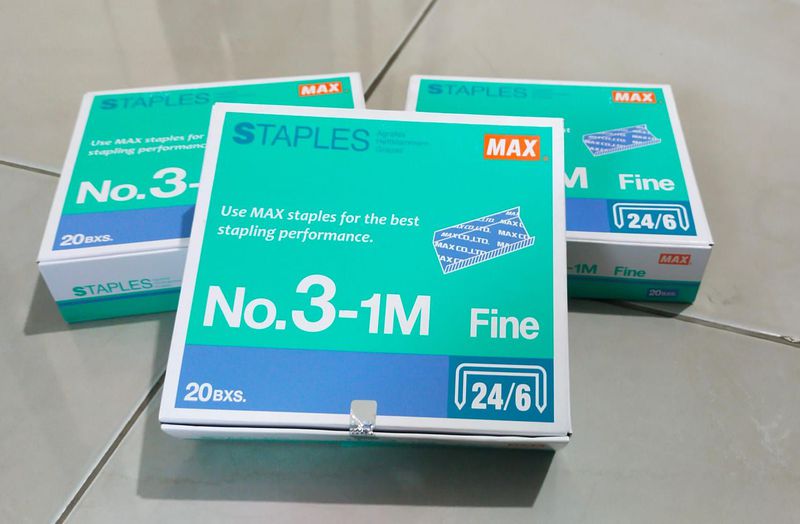 ISI STAPLES MAX NO.3-1M