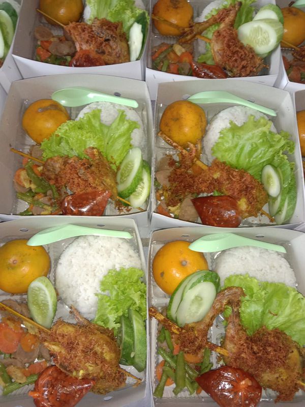 Paket Nasi Box "B"