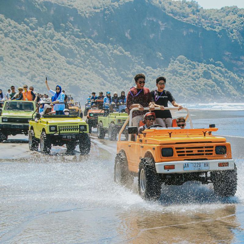 Team Building + Outing Jeep Parangtritis + Obelix Sea View