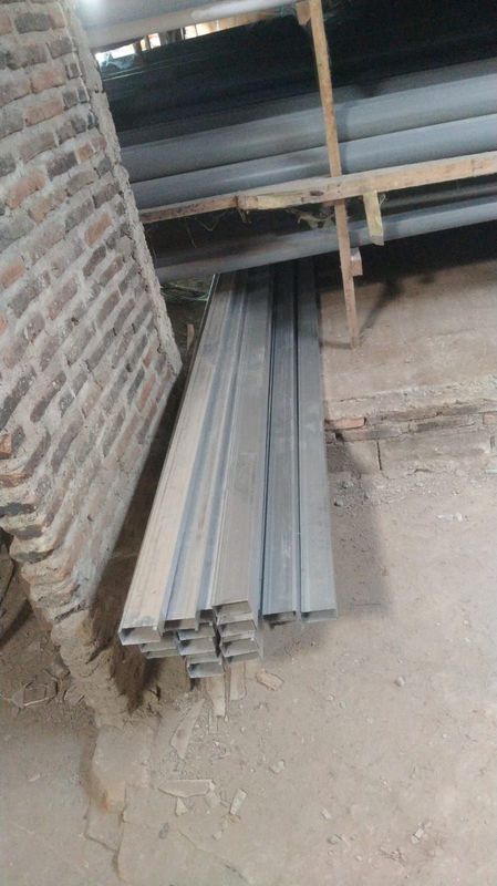 BAJA RINGAN C. TRUSS A & C. TRUSS B