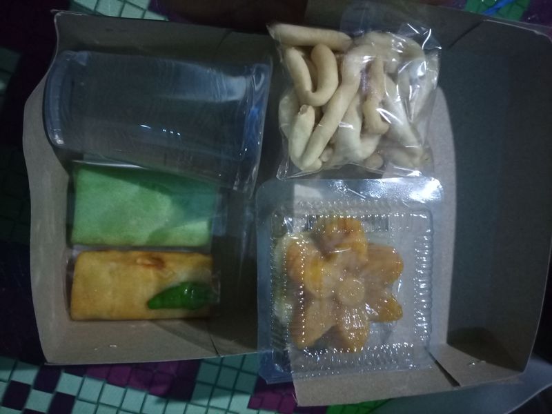 Snack minum box