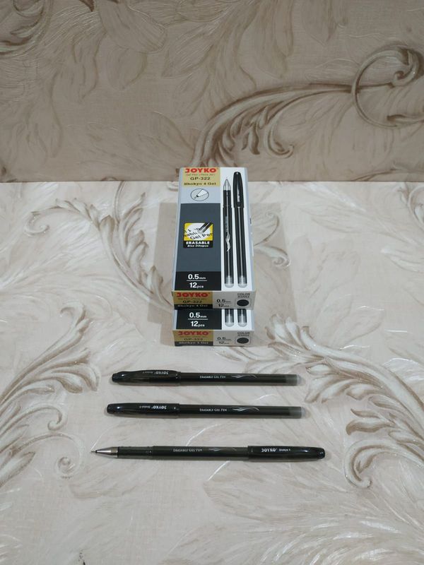Pena Gel Erasable ( Bisa dihapus ) 0,5 mm, Merk Joyko