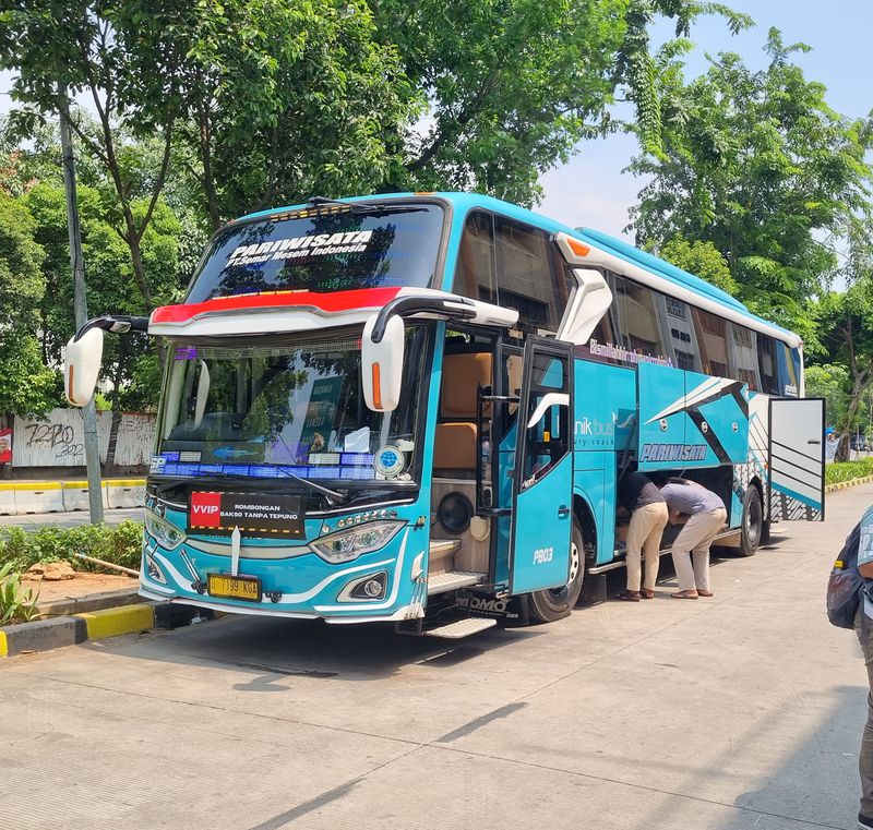 Sewa Bus Pariwisata Tujuan Subang