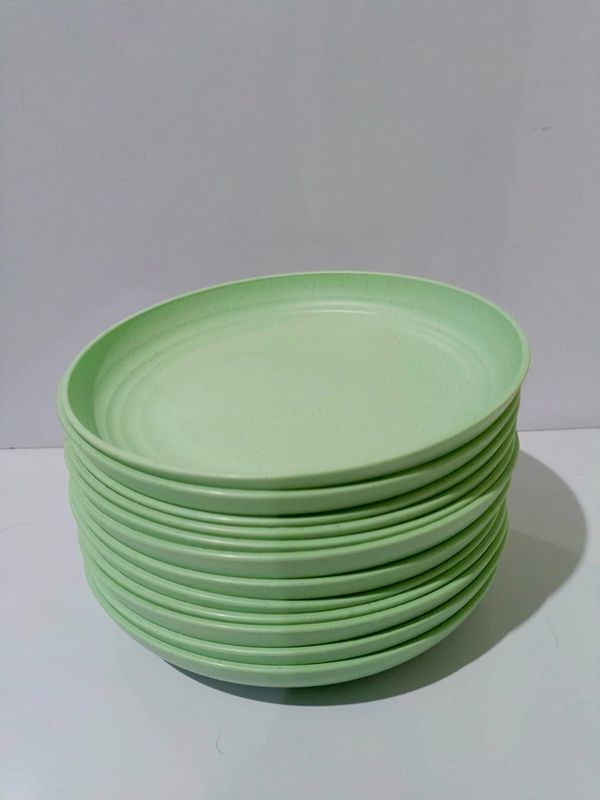 Piring Plastik