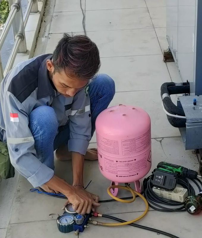 Isi Freon R.410