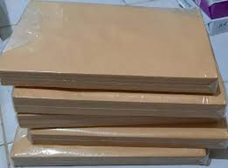Amplop Coklat