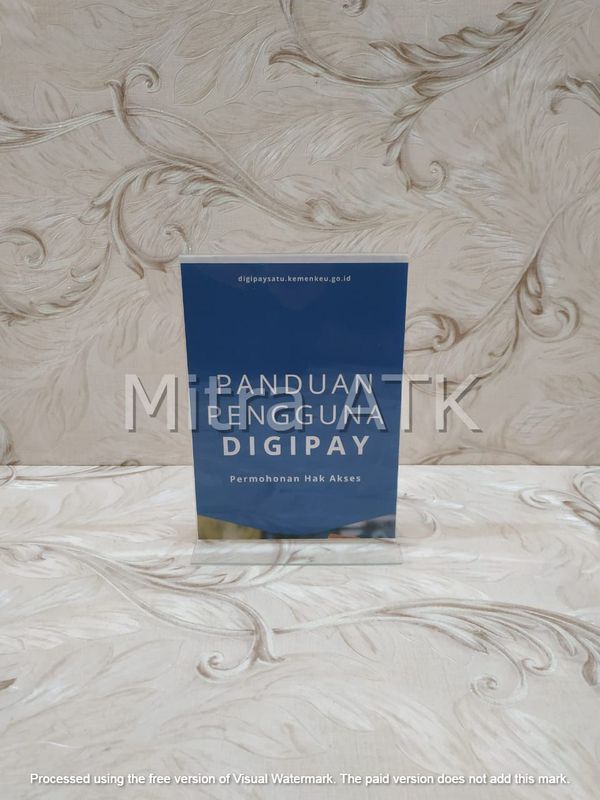 Display Acrilic Ukuran A5 ( Portrait )