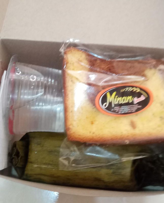 snack isi 2 dan minuman