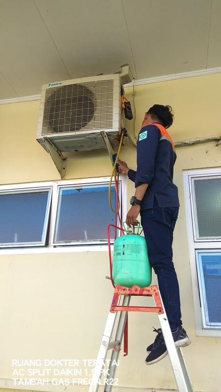 Isi Ulang Gas freon AC Split R22/R410/R32 1/2 PK - 1 PK