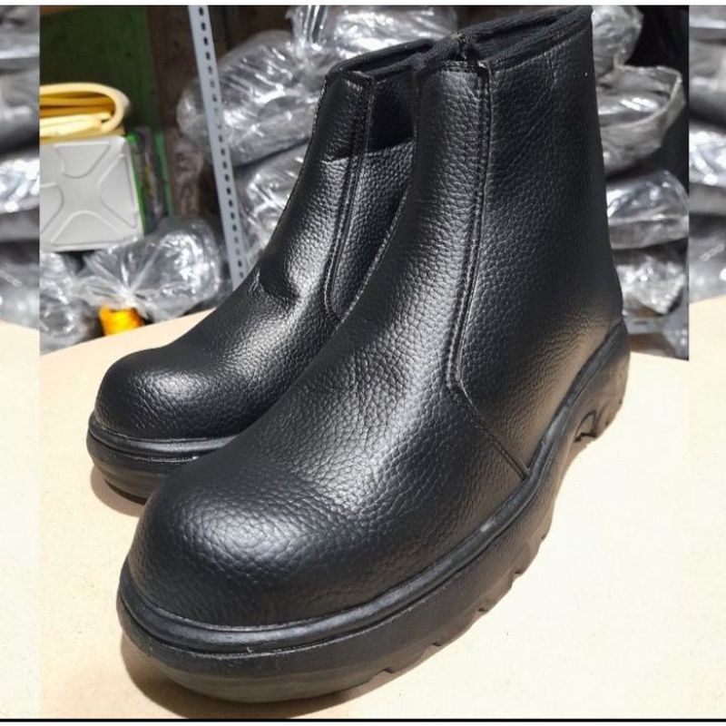 Sepatu Safety Kulit Uk 4