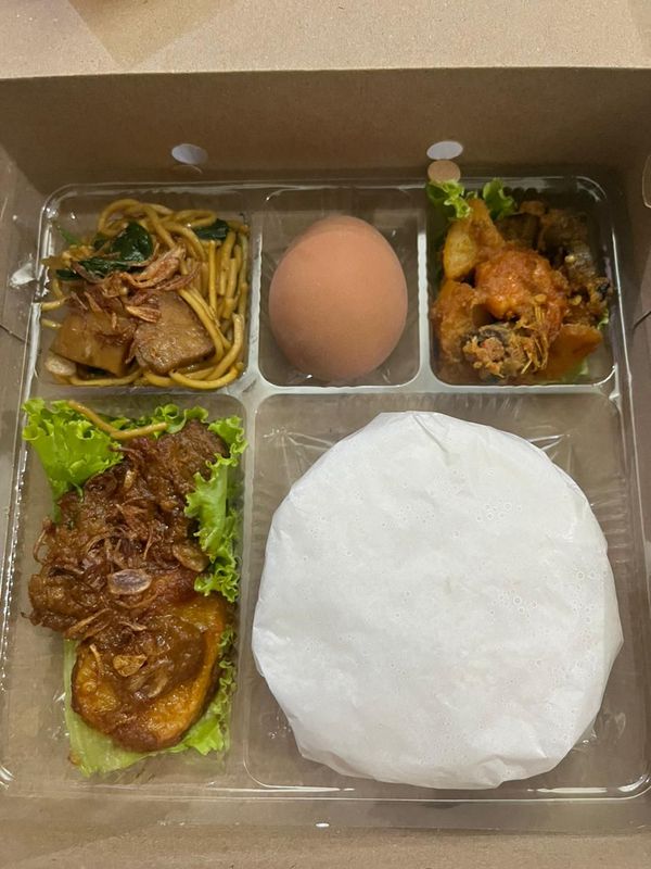 PAKET LUNCH BOX