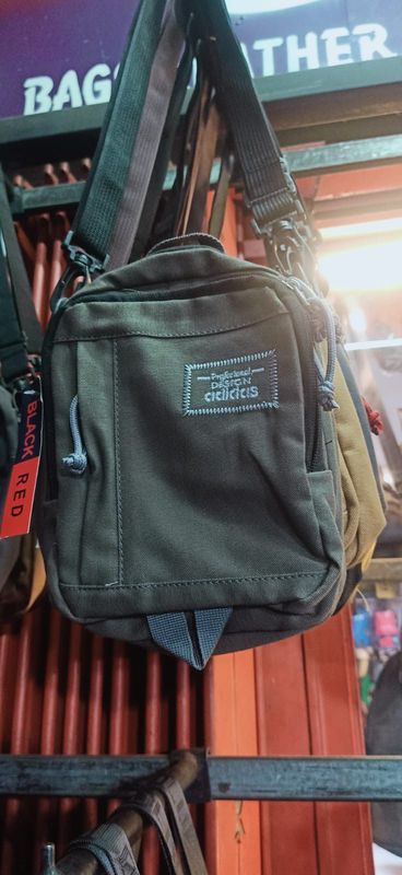 Tas Selempang Shoulder Bag - Abu-Abu