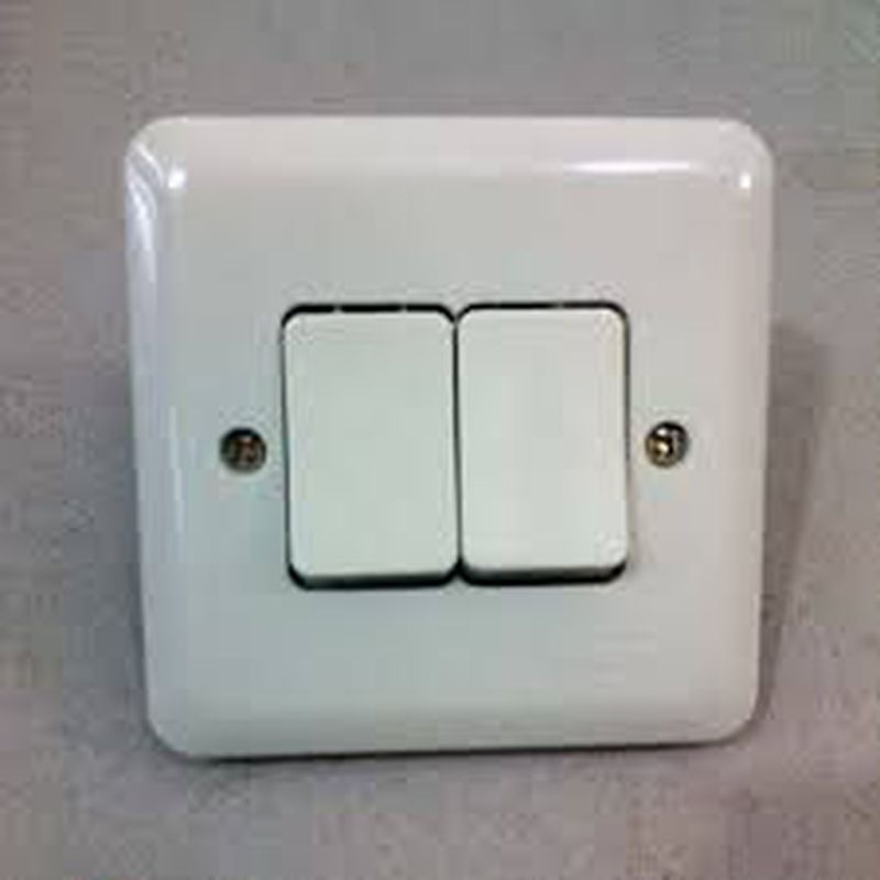 saklar tunggal broco