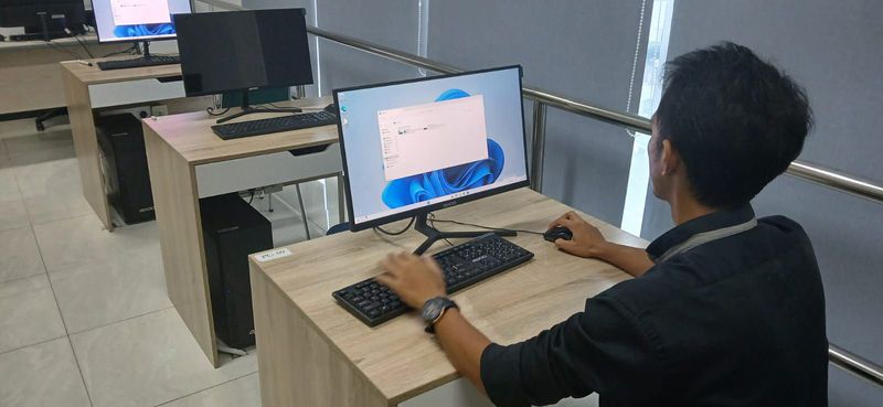 Jasa Install Aplikasi-Software Komputer/Laptop Baru