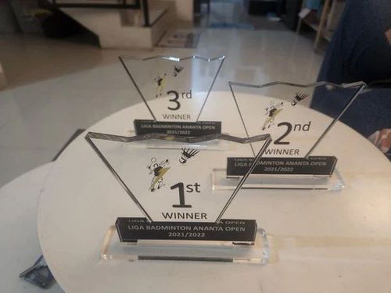 Plakat Piala Piagam Trophy Acrylic UK. 15cm x 10cm