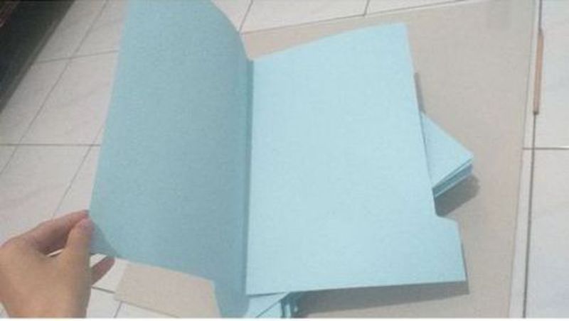 Map Folder Biru Muda