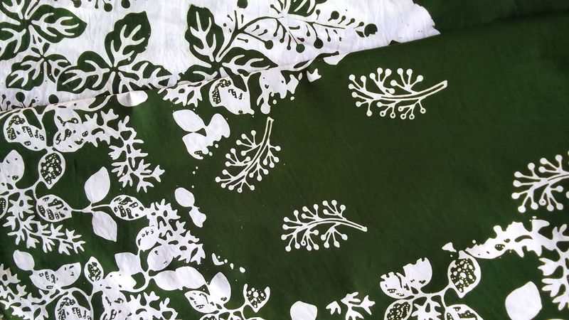 Batik Sinom Parijotho Salak Hijau Sage