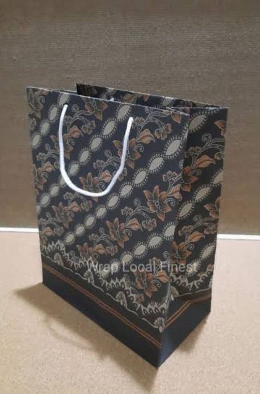 paper bag motif batik