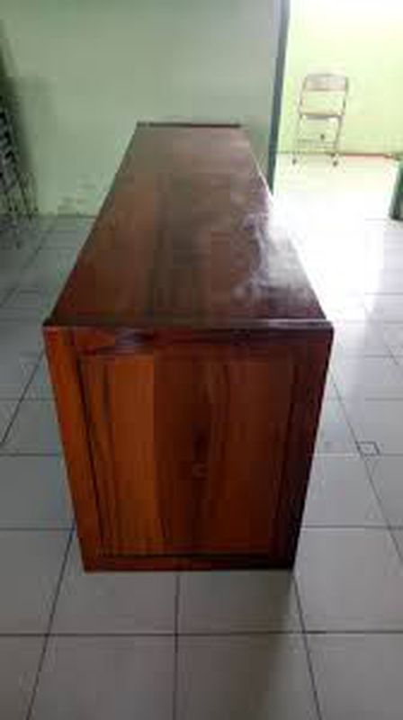Meja Kayu