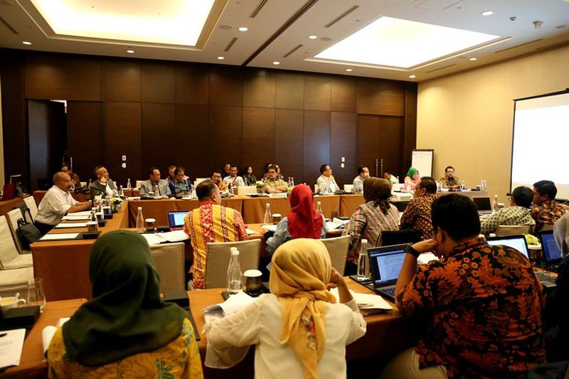 MEETING FULL DAY - FULLBOARD