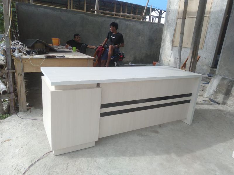 meja kantor